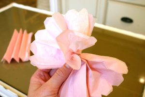 How To Make Flowers From Tissue Paper