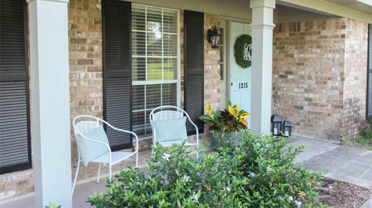 Checking In With Chelsea - DIY ideas, crafts, and tips for your home